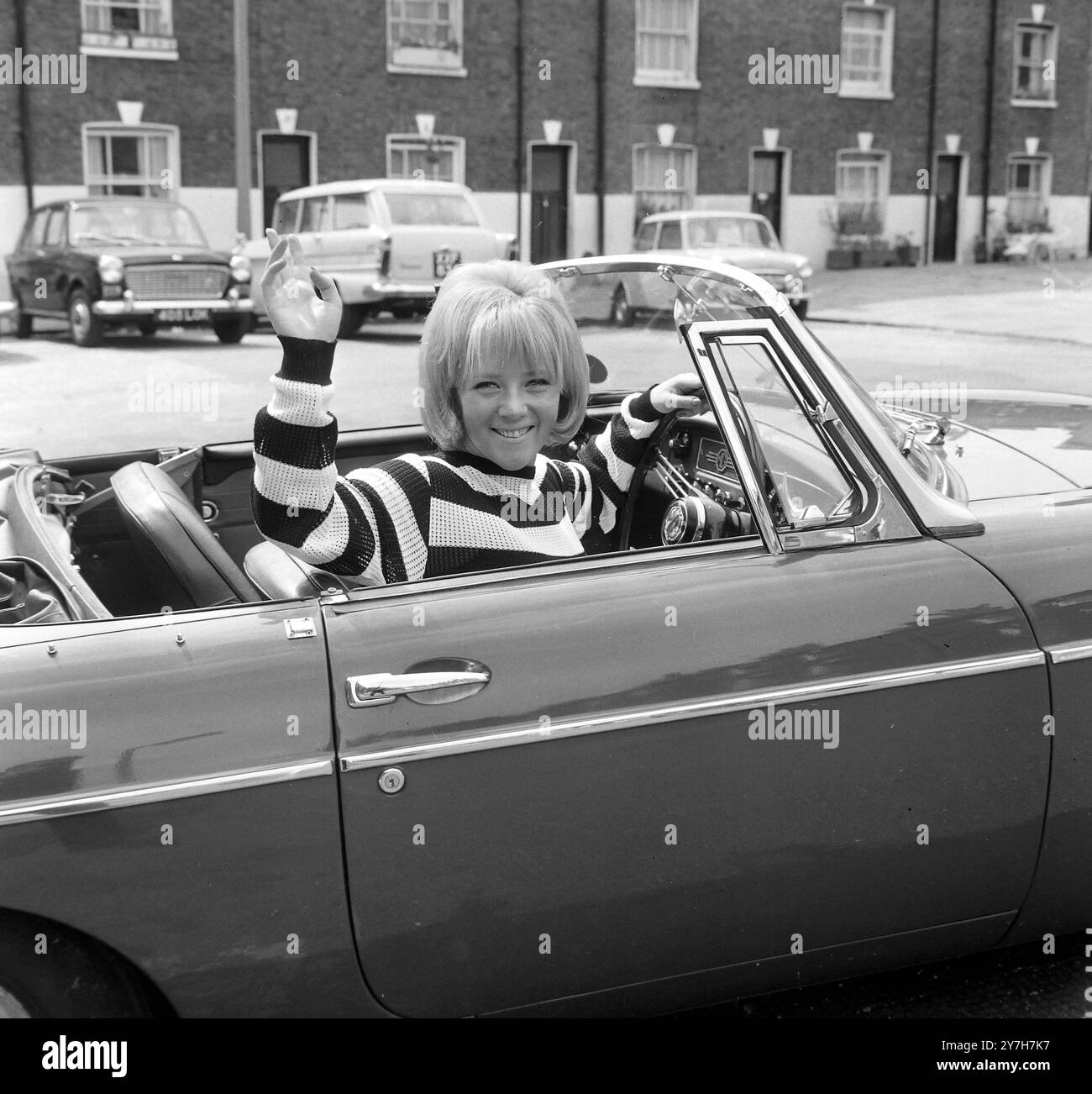 "julia foster" hi-res stock photography and images - Alamy