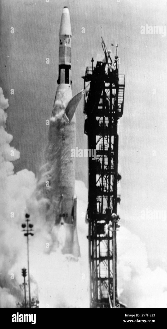 MOON RANGER 7 PICTURES AT CAPE KENNEDY, FLORIDA ; 30 JULY 1964 Stock ...
