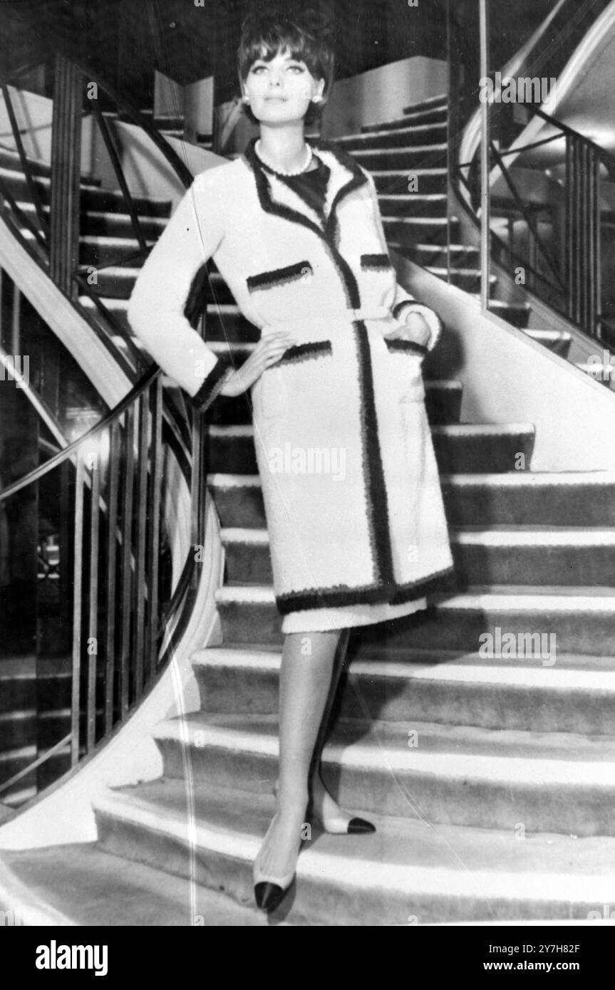 29 july 1964 Black and White Stock Photos & Images - Alamy