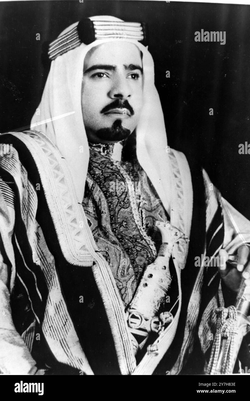 SHEIKH ISA BIN SULMAN AL KHALIFA OF BAHRAIN PORTRAIT ; 30 JULY 1964 ...