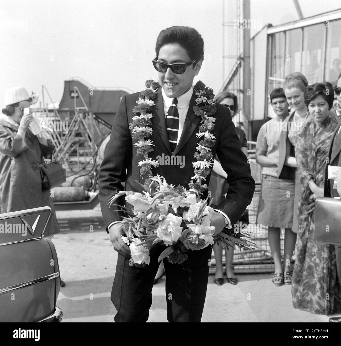PRINCE BIRENDRA AT LONDON AIRPORT / ; 24 JULY 1964 Stock Photo - Alamy