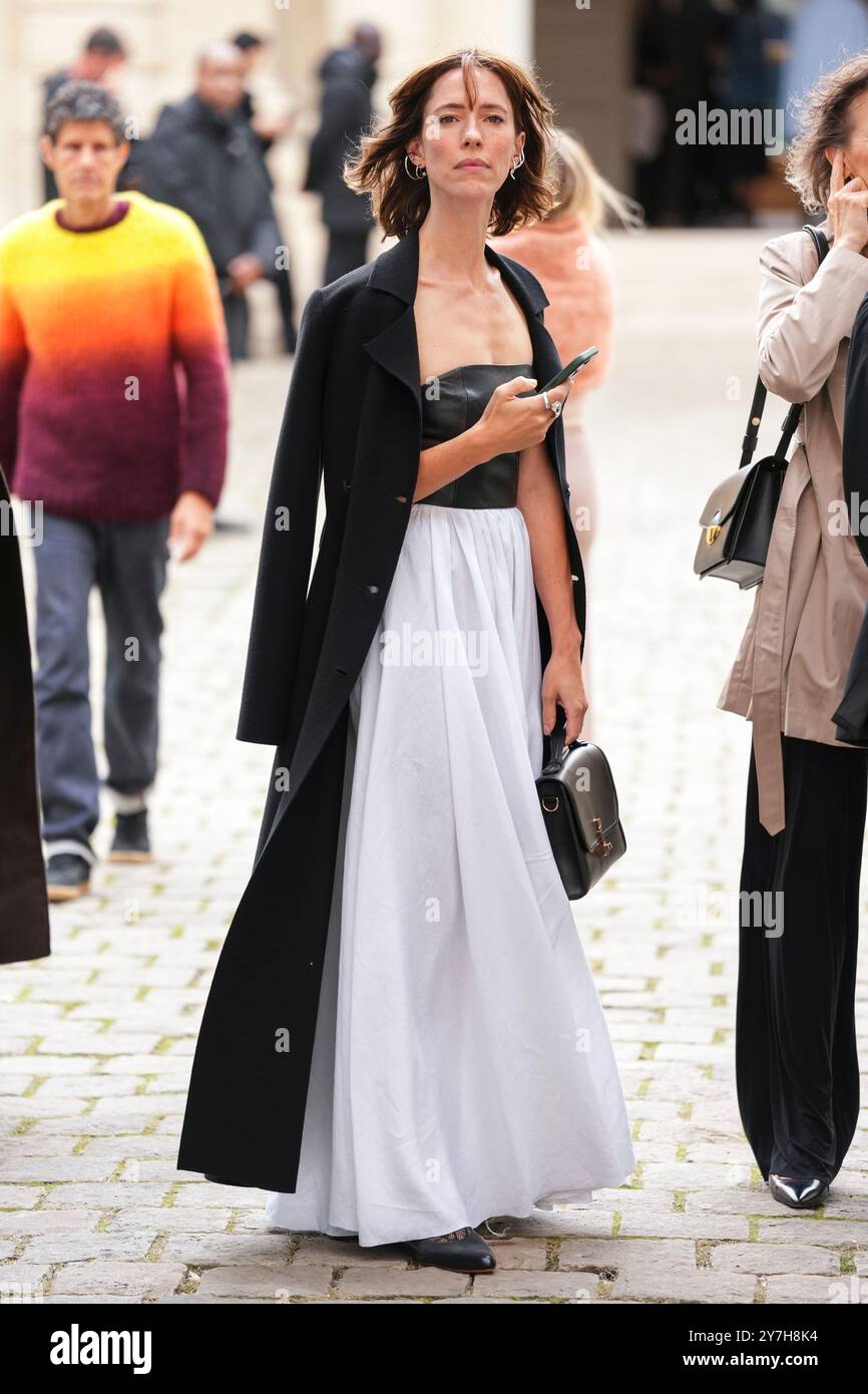 Rebecca Hall departs the Gabriela Hearst Spring/Summer 2025 collection ...