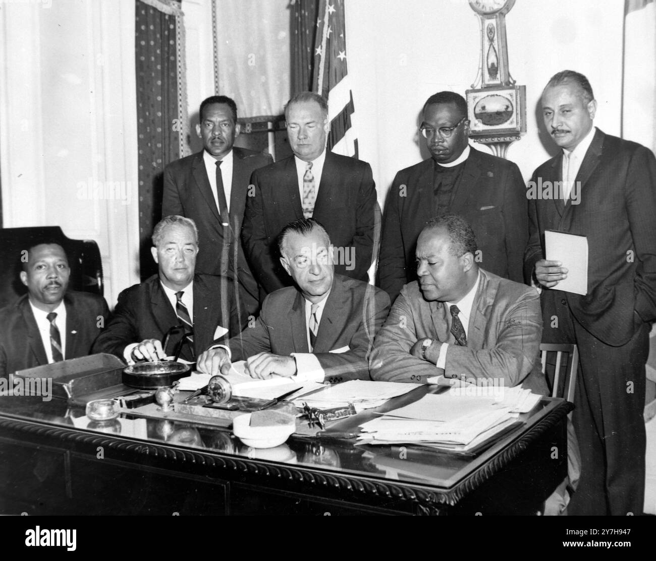 1964 new york city riots hi-res stock photography and images - Alamy