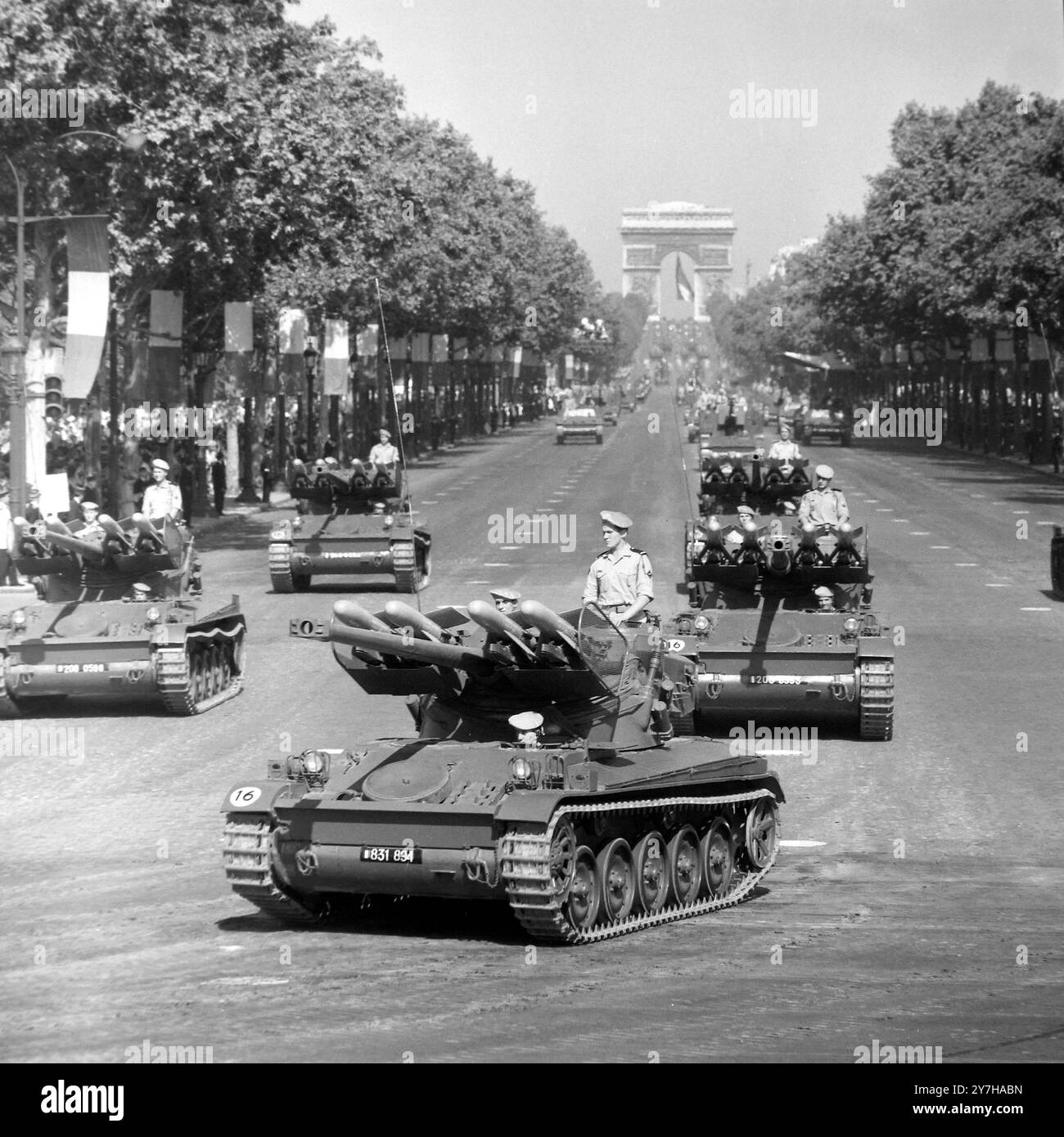 PARADES - MISSILE TANKS CHAMPIONSHIPS AT ELYSEE IN PARIS ; - 15 JULY ...