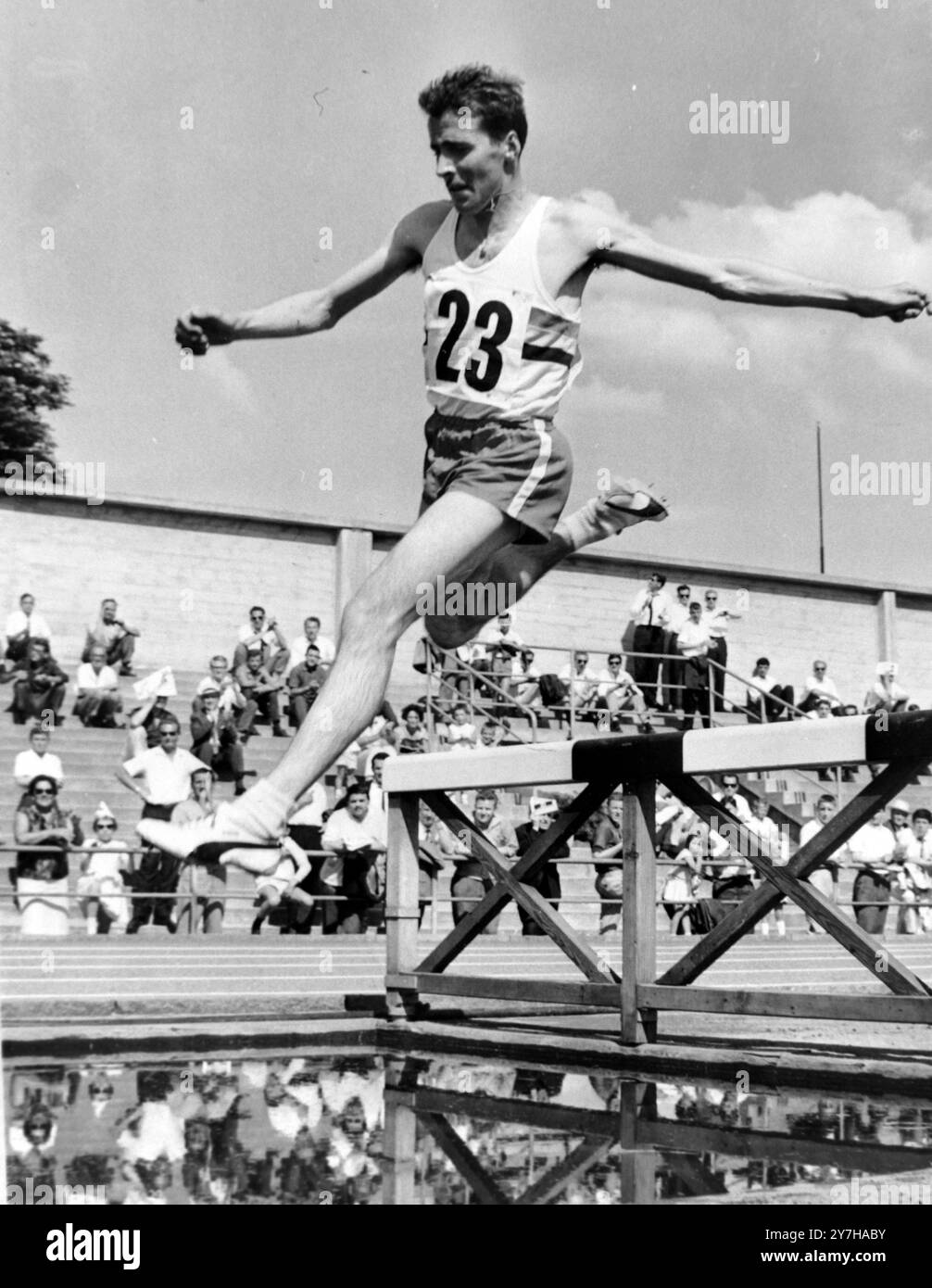 ATHLETICS ROELANTS GASTON WINS 3000 M STEEPLECHASE IN ZURICH ; 15 JULY ...