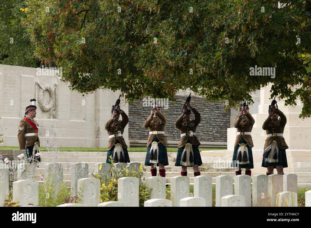 Loos-en-Gohelle, France 26th Sept. 2024. 2 Scots Royal Highland ...