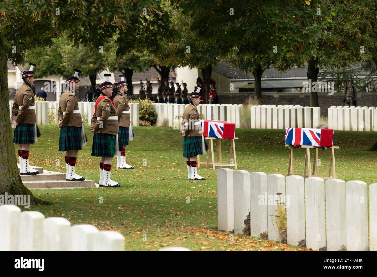 Loos-en-Gohelle, France. 26th Sept. 2024. Members of the 3 Scots Black ...