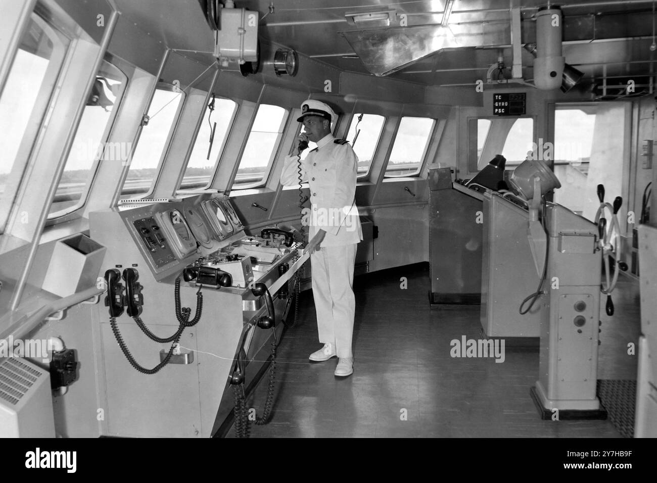 CAPTAIN DAVID MCMICHAEL - NUCLEAR SHIP SAVANNAH ARRIVES IN SOUTHAMPTON ...