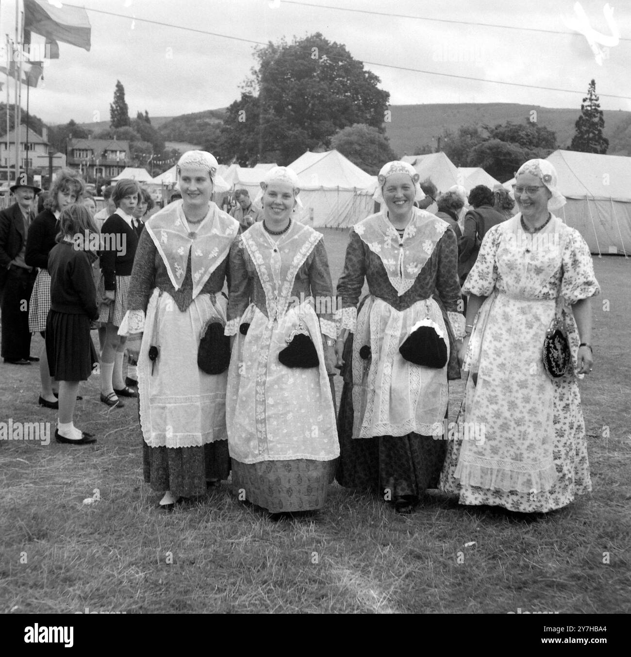 DUTCH CHOIR AT INTERNATIONAL FESTIVAL IN EISTEDDFOD, WALES ; 8 JULY ...