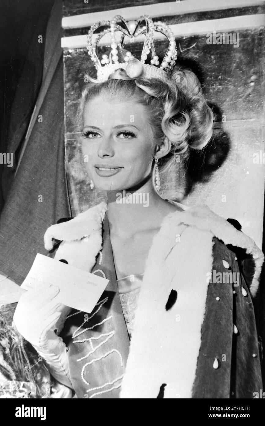 SUSAN HOLMQUIST MISS UN UNITED NATIONS IN PALMA DE MALLORCA, SPAIN ; 6 ...