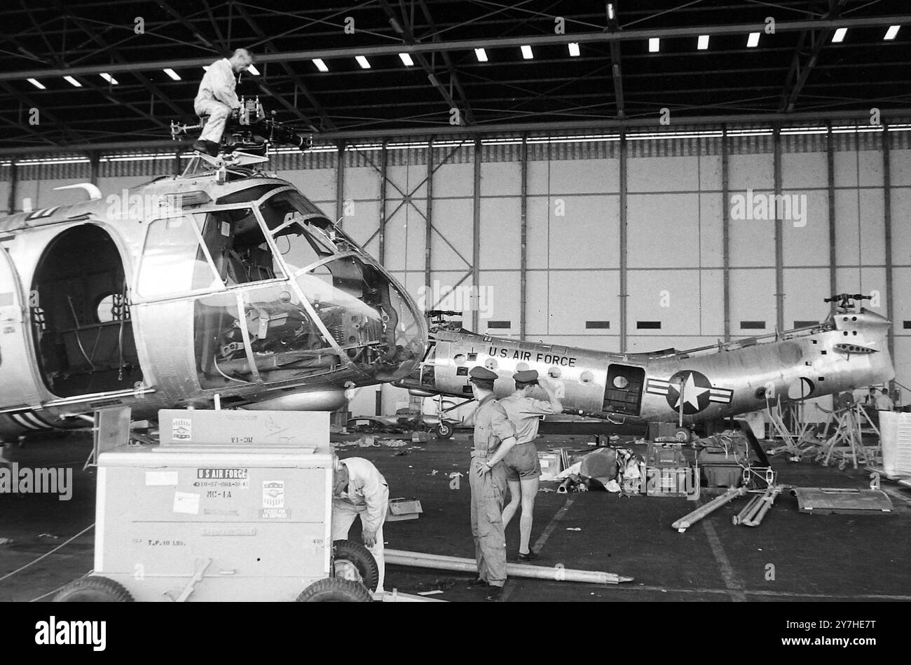UNITED NATIONS UN AIR FORCE IN LEOPOLDVILLE, CONGO - AMERICAN H21 ...