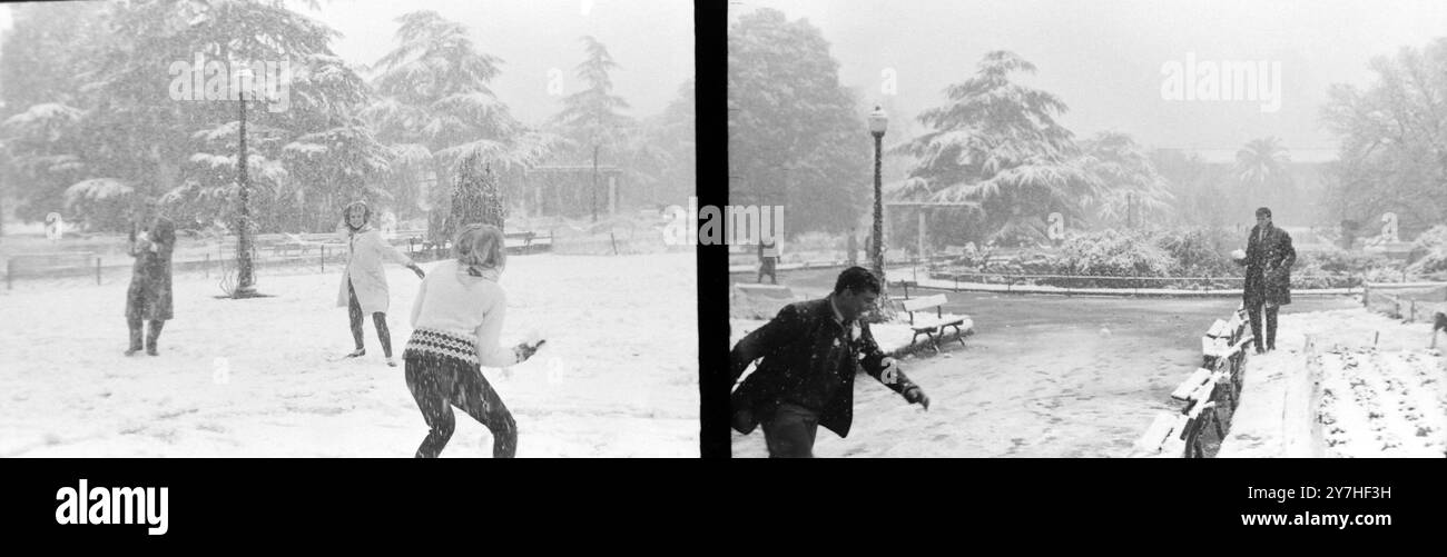 SNOW HEAVY SNOWFALL IN JOHANNESBURG, SOUTH AFRICA ; 22 JUNE 1964 Stock ...