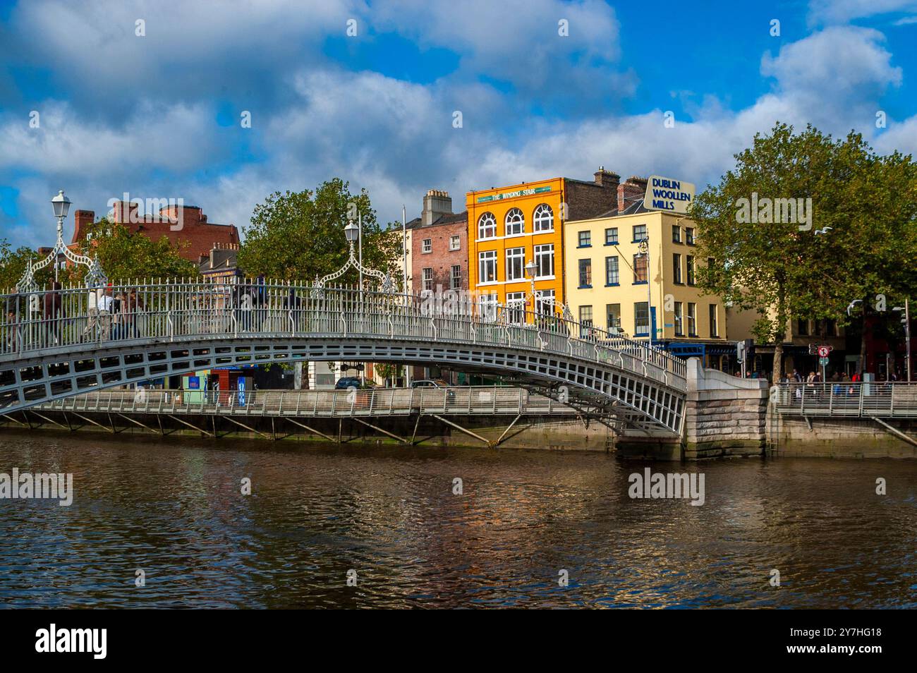 Dublins oldest pedestrian crossing hi-res stock photography and images ...