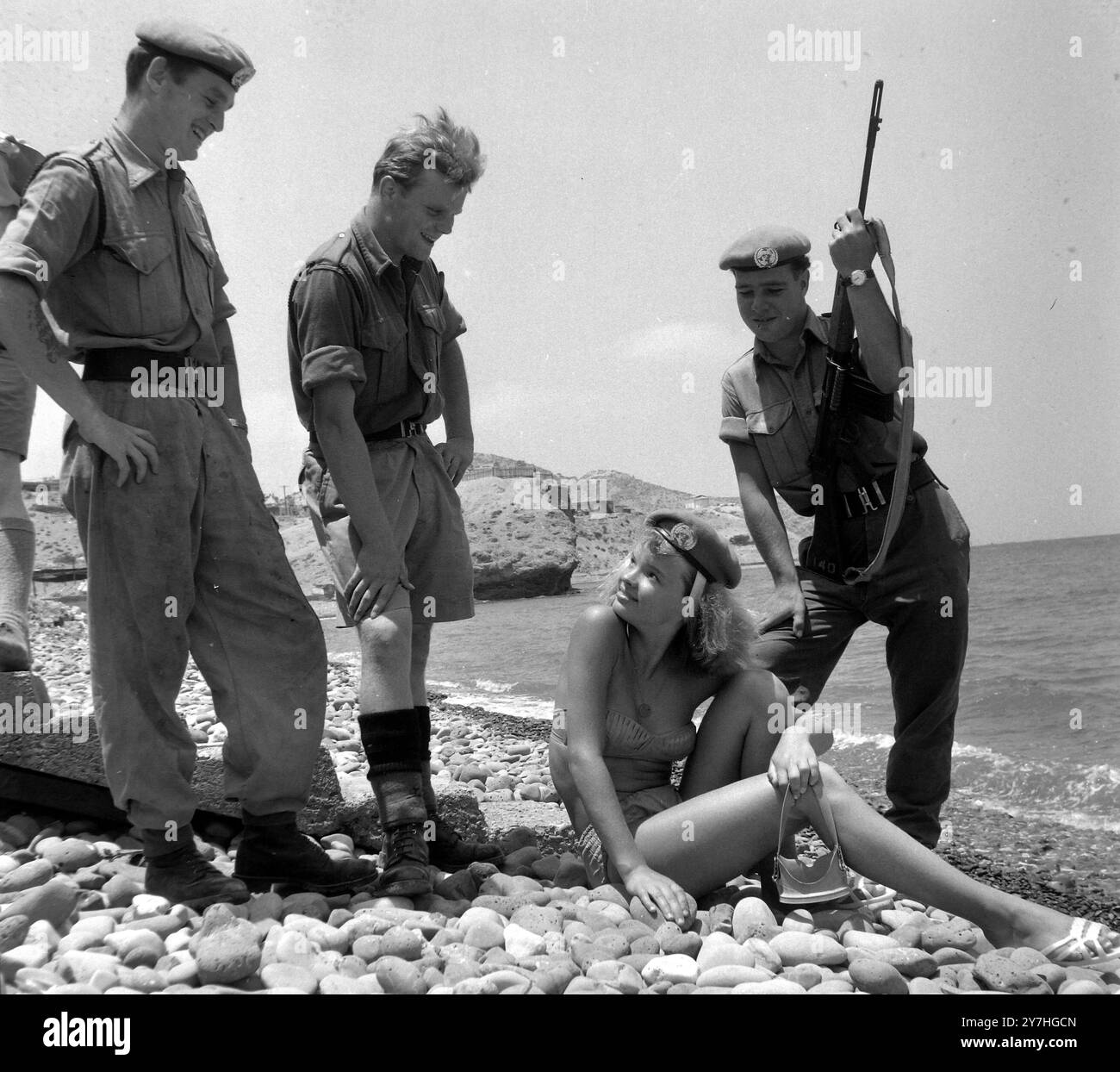 UN UNITED NATIONS SOLDIERS WITH BEAUTY DAGMAR SVENSON IN XEROS, CYPRUS / ; 13 JUNE 1964 Stock ...