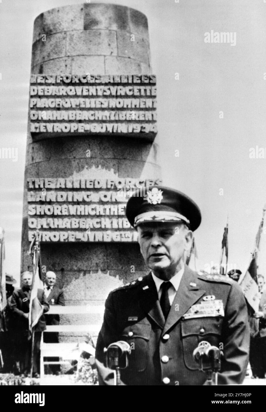 7 JUNE 1964 US General Maxwell Taylor delivers his speech at the Signal ...
