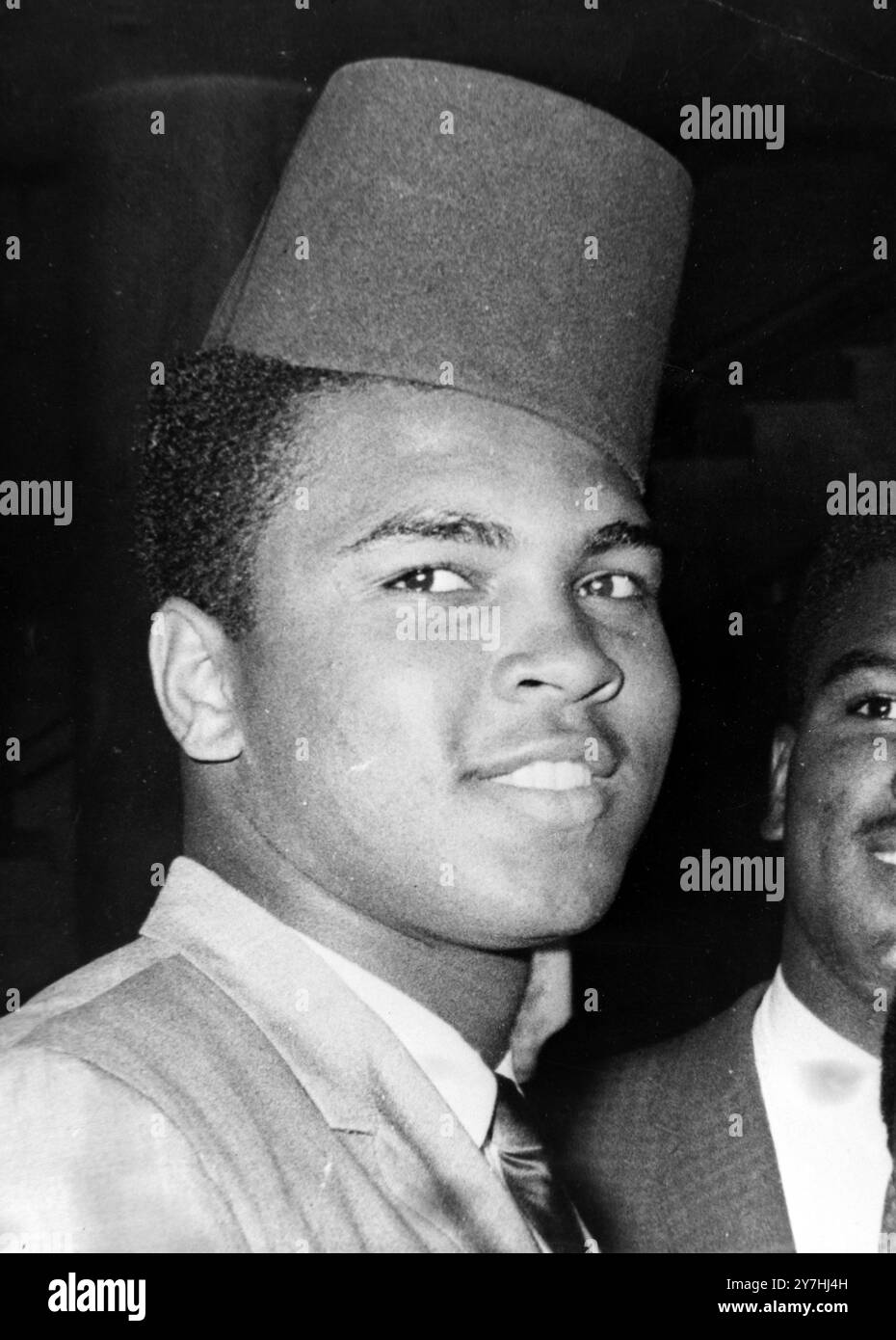 AMERICAN BOXING CHAMPION CASSIUS MARCELIUS CLAY MUHAMMAD ALI IN CAIRO ...