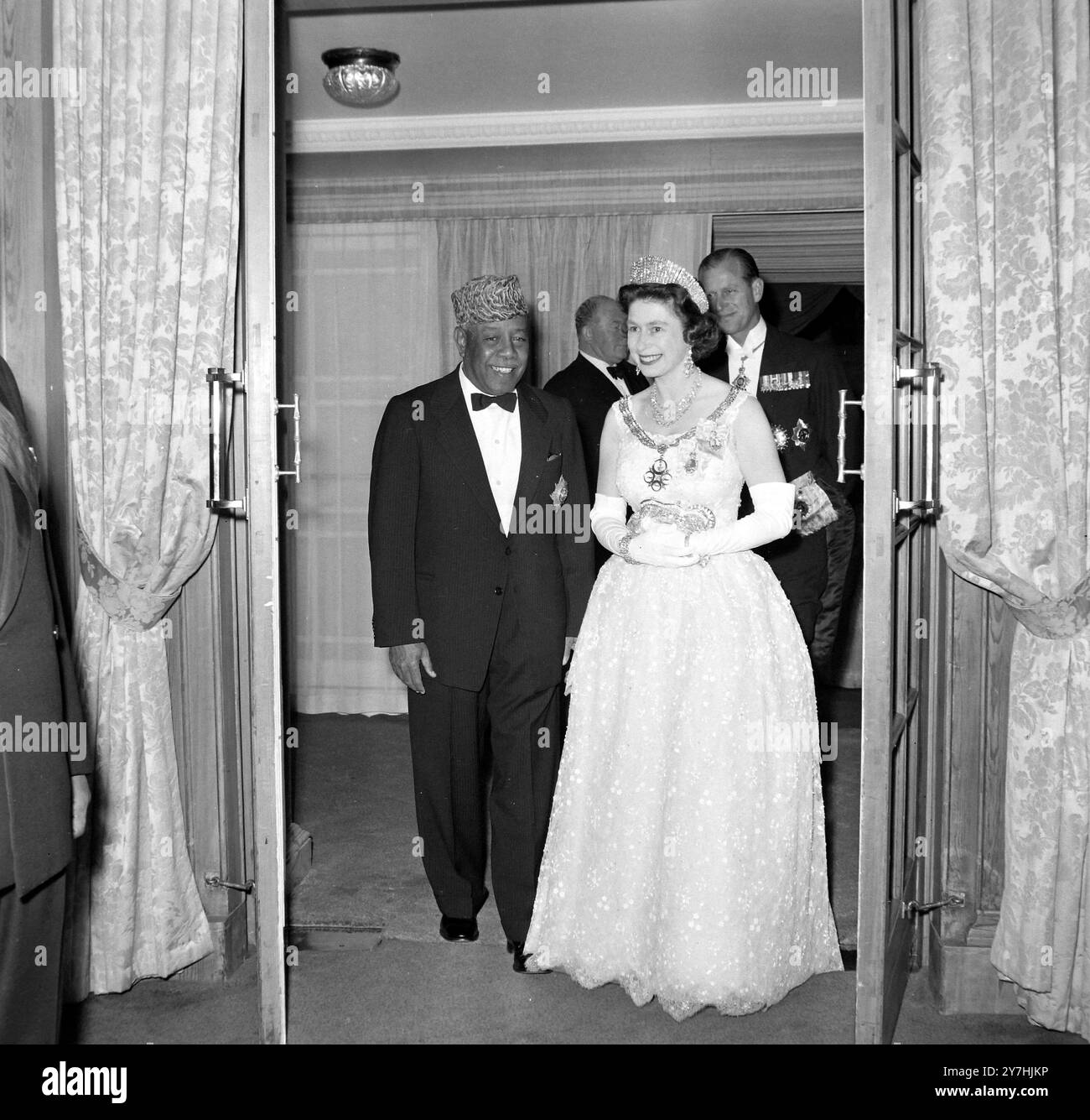 SUDANESE PRESIDENT IBRAHIM ABBOUD AT GUILDHALL WITH QUEEN ELIZABETH II ...