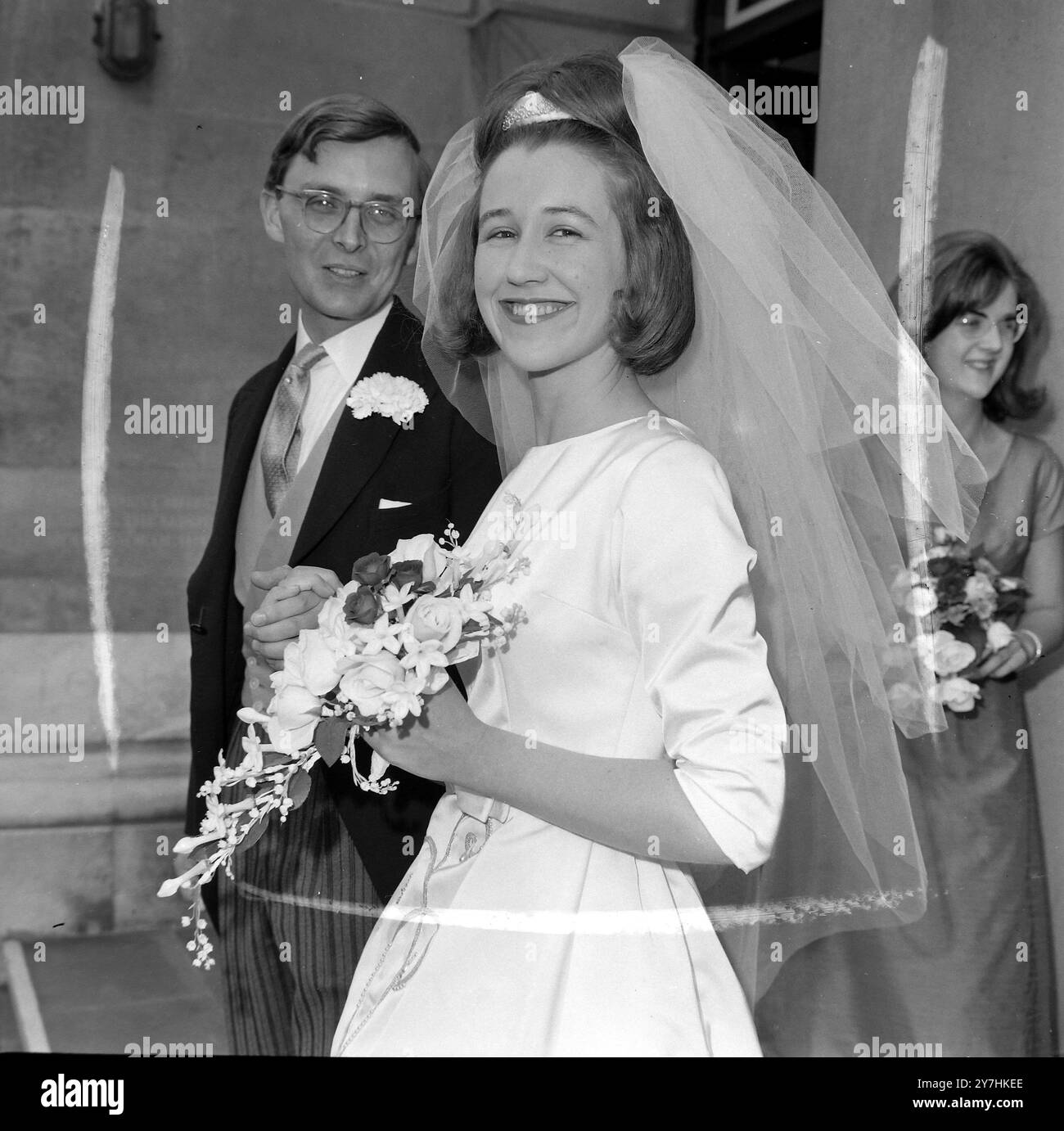 WEDDING OF ANN ROBSON DAUGHTER OF SIR THOMAS & LADY WEDS GEORGE BAY IN ...