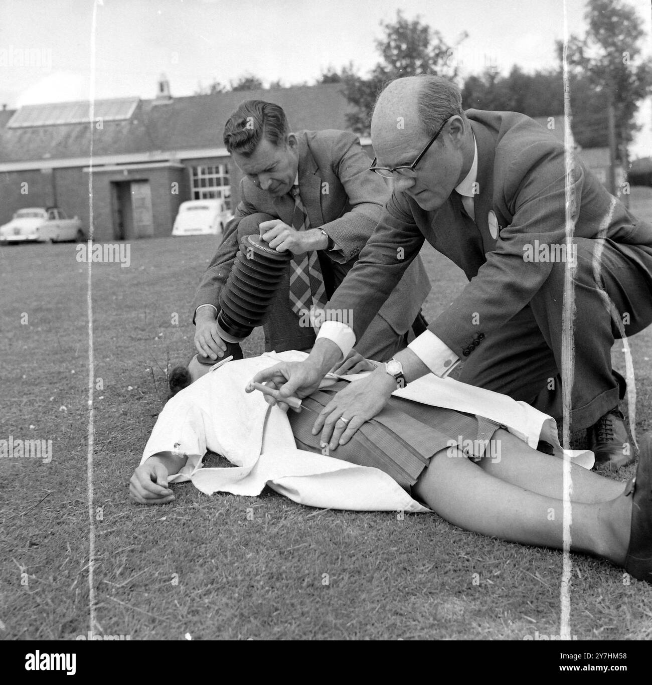 PORTON DOWN CHEMICAL DEFENCE EXPERIMENTAL ESTABLISHMENT ; 23 MAY 1964 ...