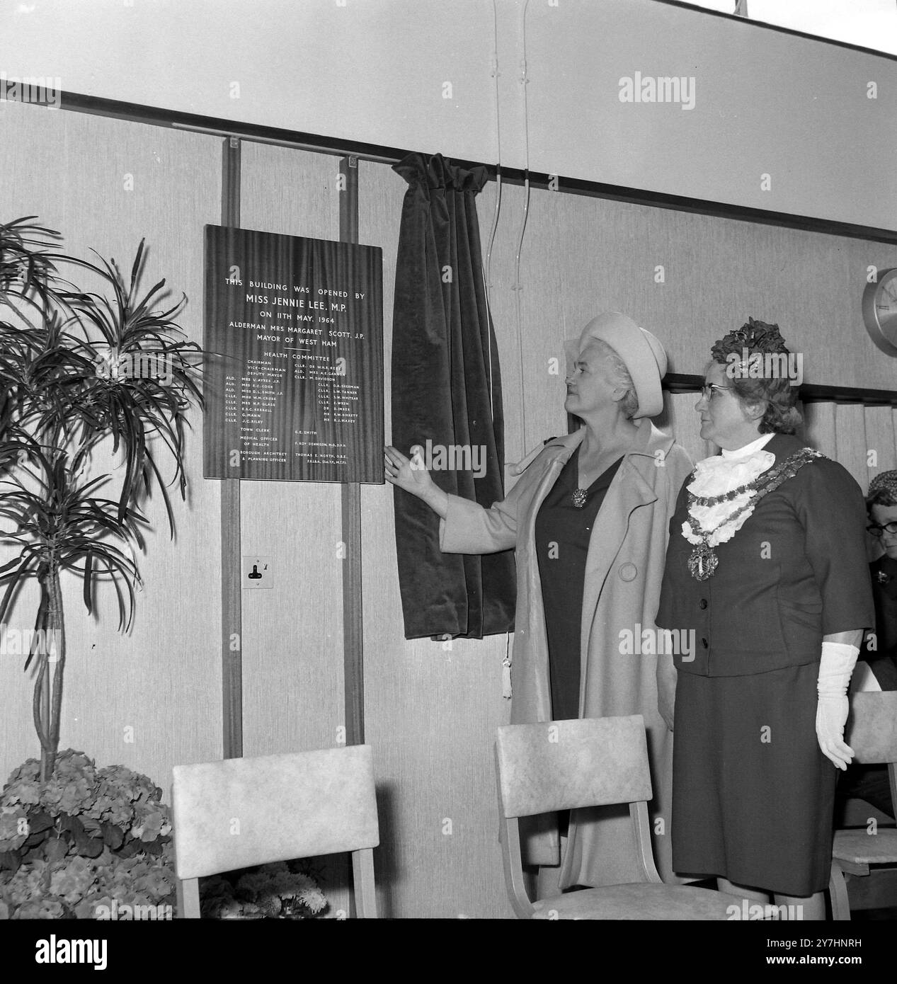 Jennie lee Black and White Stock Photos & Images - Alamy
