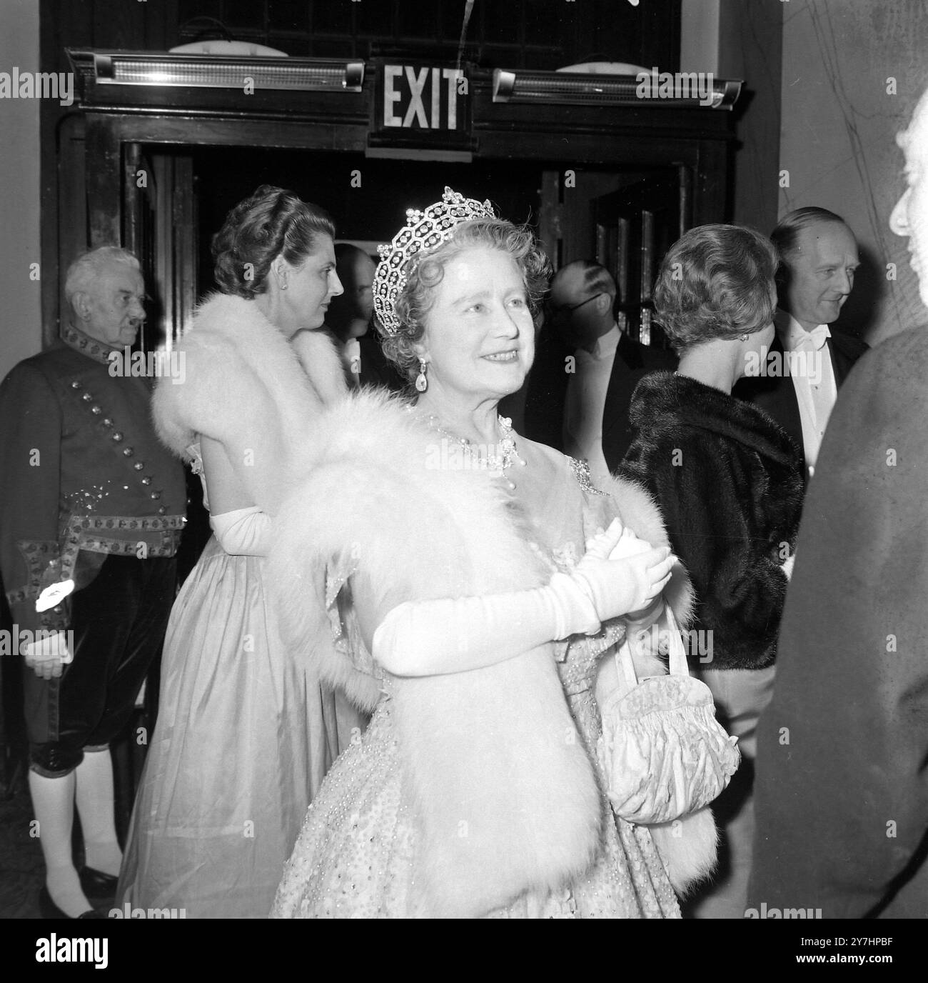 ELIZABETH THE QUEEN MOTHER AT THE OPERA HOUSE, COVENT GARDEN IN LONDON ...