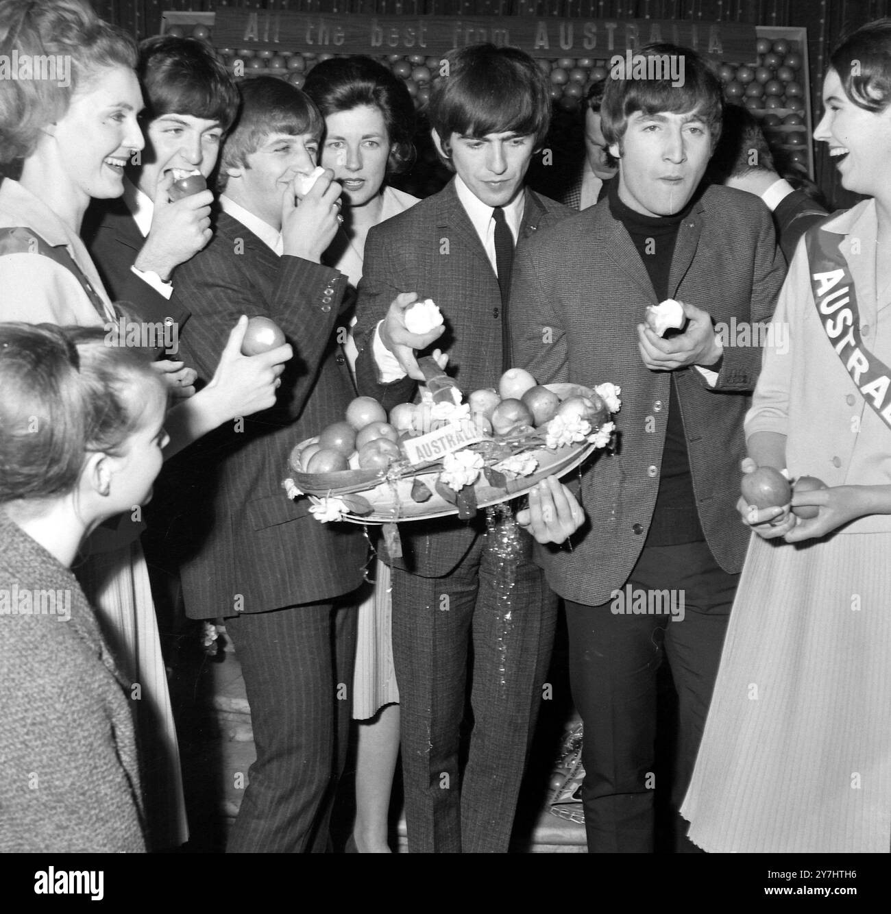 1964 australia the beatles hi-res stock photography and images - Alamy