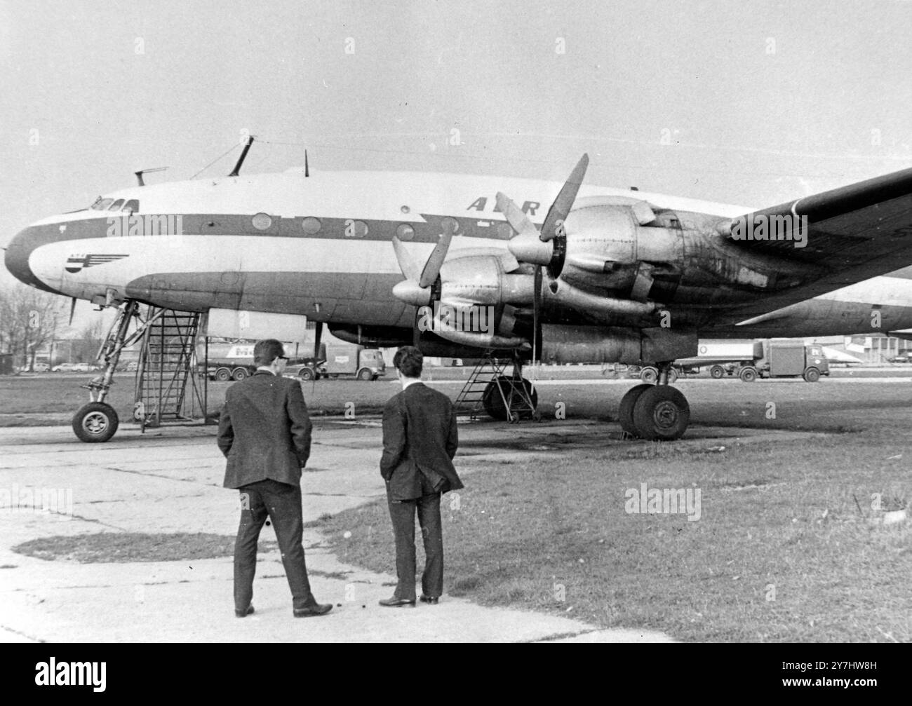 AVIATION LOCKHEED CONSTELLATION 049D TO BE AUCTIONED IN VIENNA ; 17 ...