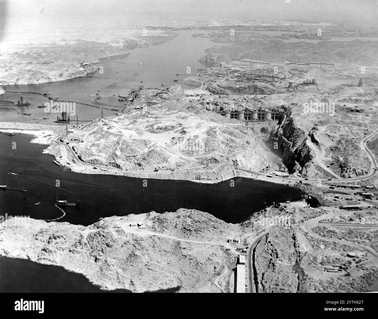ASWAN DAM AERIAL VIEW IN CAIRO ; 13 APRIL 1964 Stock Photo - Alamy