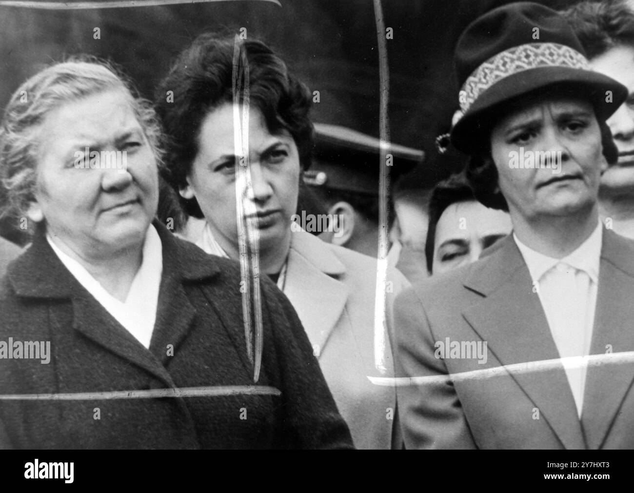 NINA - WIFE OF SOVIET PRIME MINISTER NIKITA KHRUSHCHEV AT BUDAPEST ...