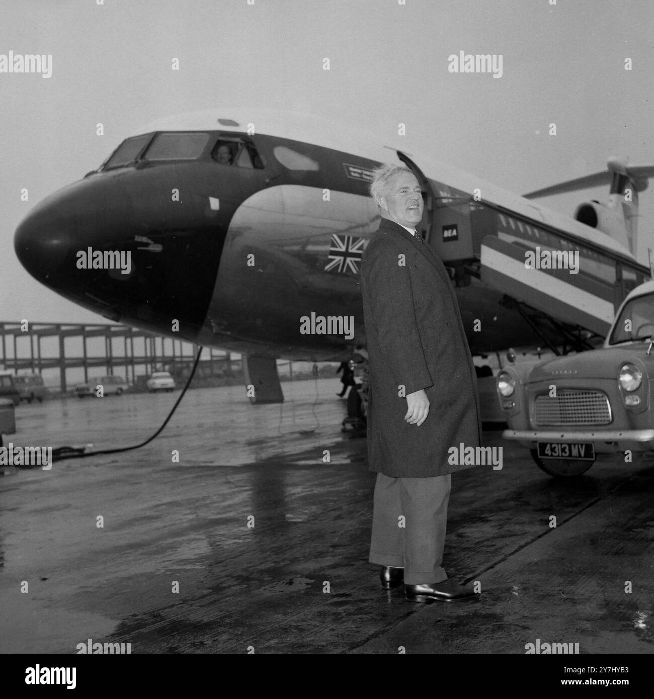 ANTHONY MILWARD BEA CHAIRMAN AND NEW TRIDENT JETLINER PLANE IN LONDON ...