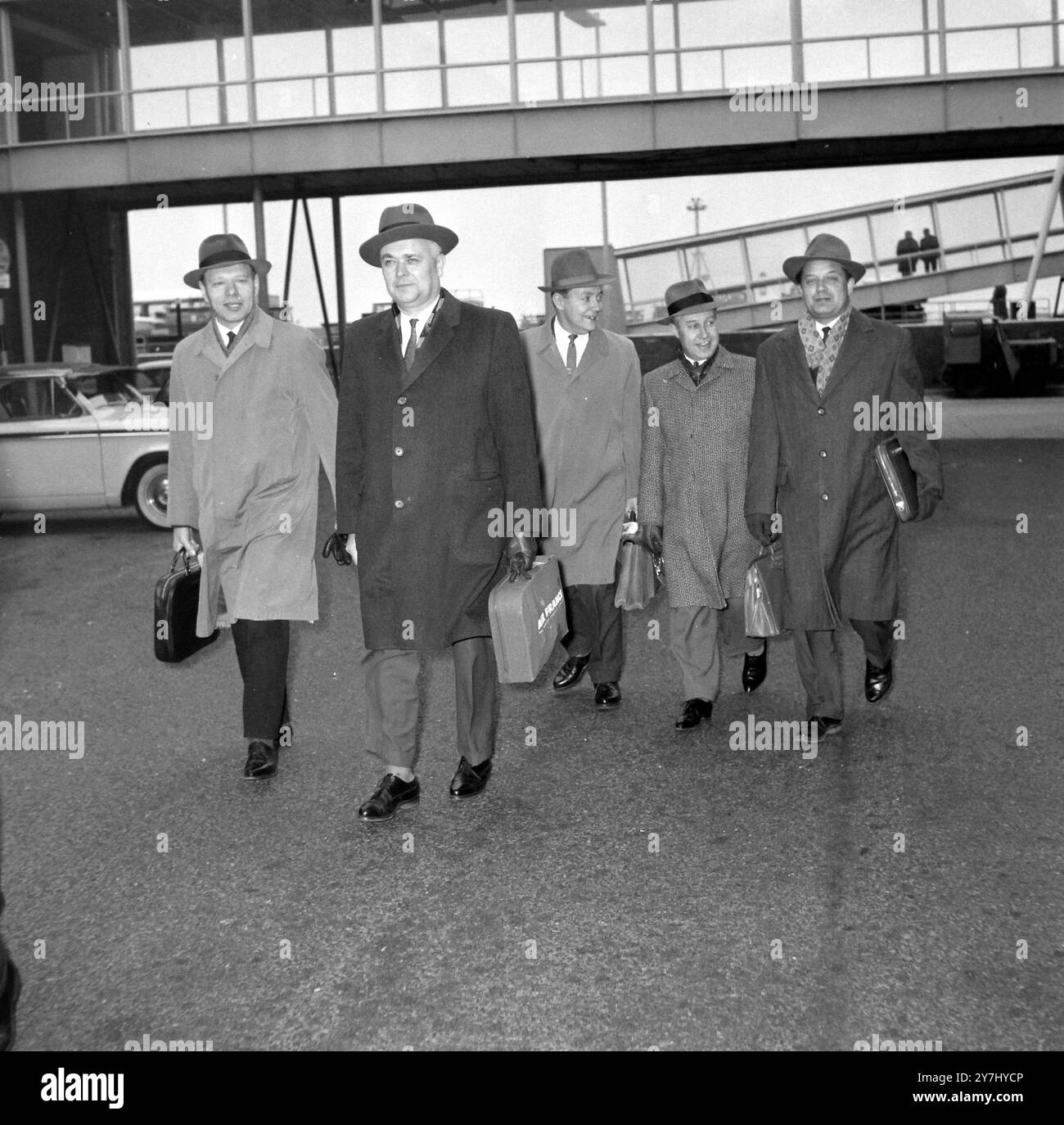 31 march 1964 Black and White Stock Photos & Images - Alamy