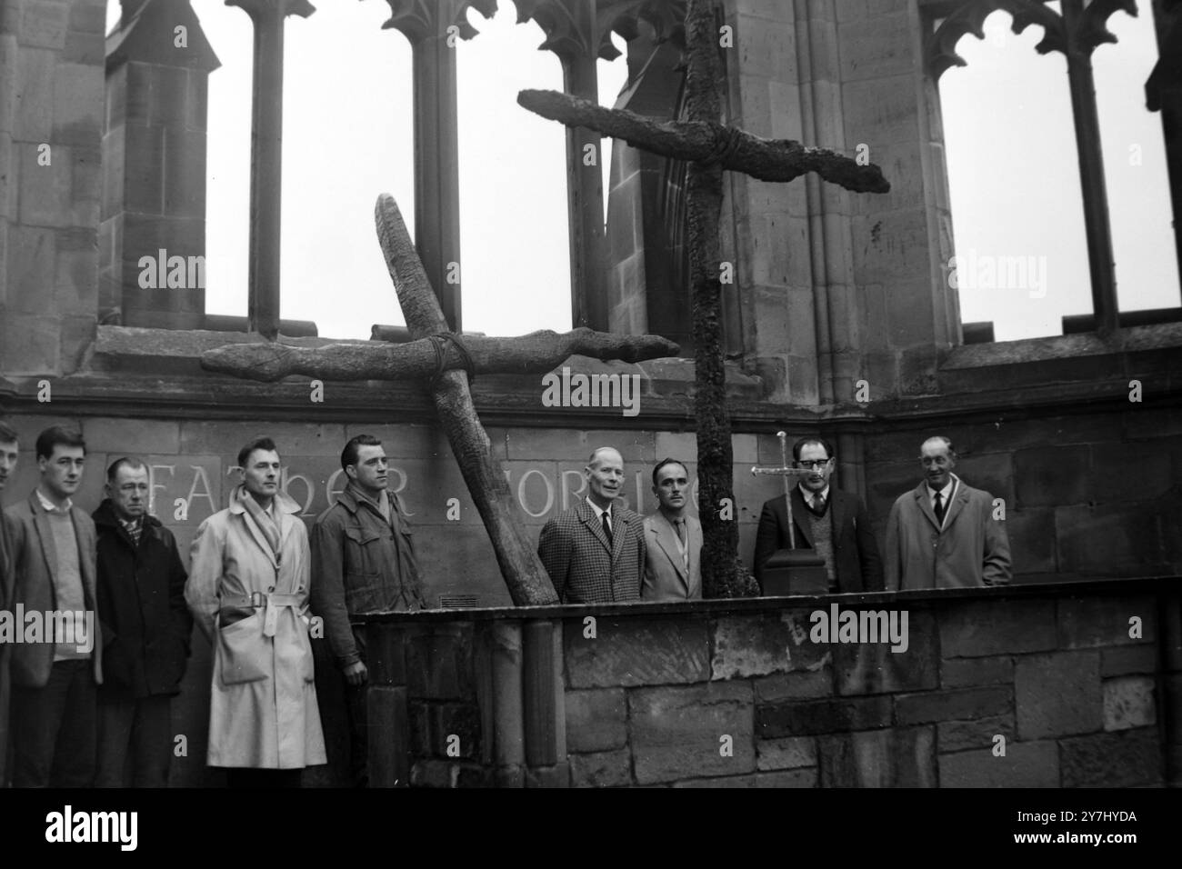 Charred cross at coventry cathedral hi-res stock photography and images ...