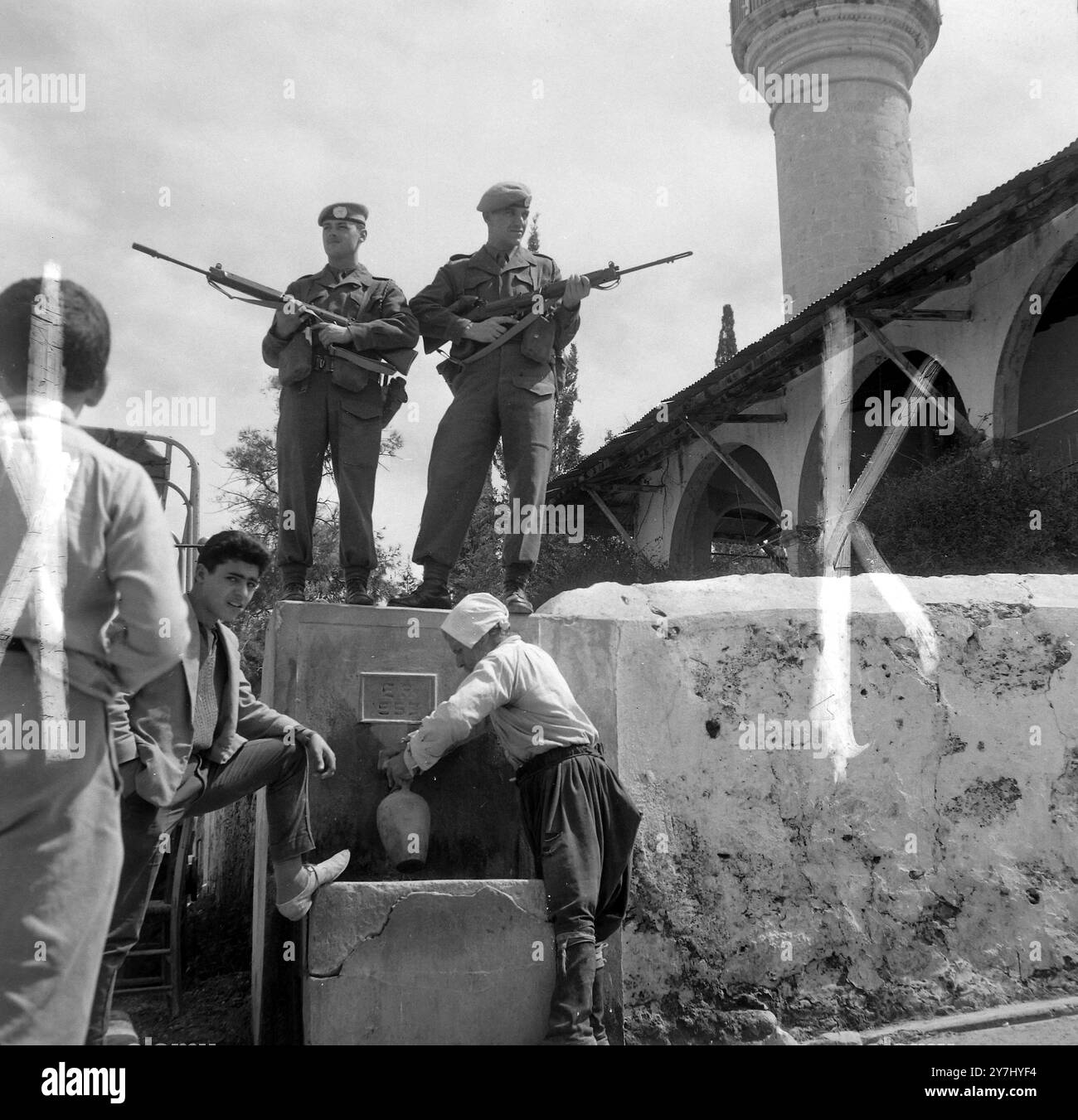 1964 soldiers hi-res stock photography and images - Alamy