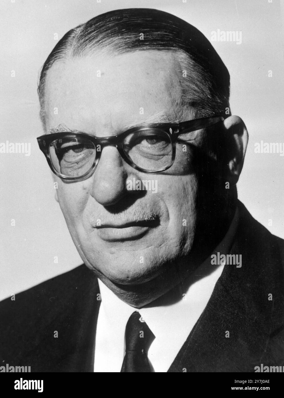 RUDLAND G W - PORTRAIT OF RHODESIAN MP POLITICIAN - MEMBER OF THE ...