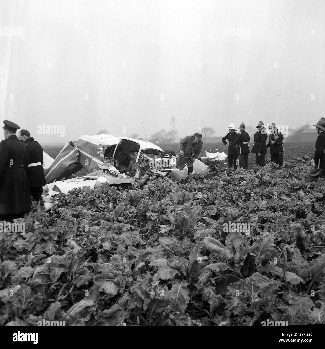 NANCY SPAIN DIES IN NATIONAL PLANE CRASH IN LIVERPOOL ; 21 MARCH 1964 ...