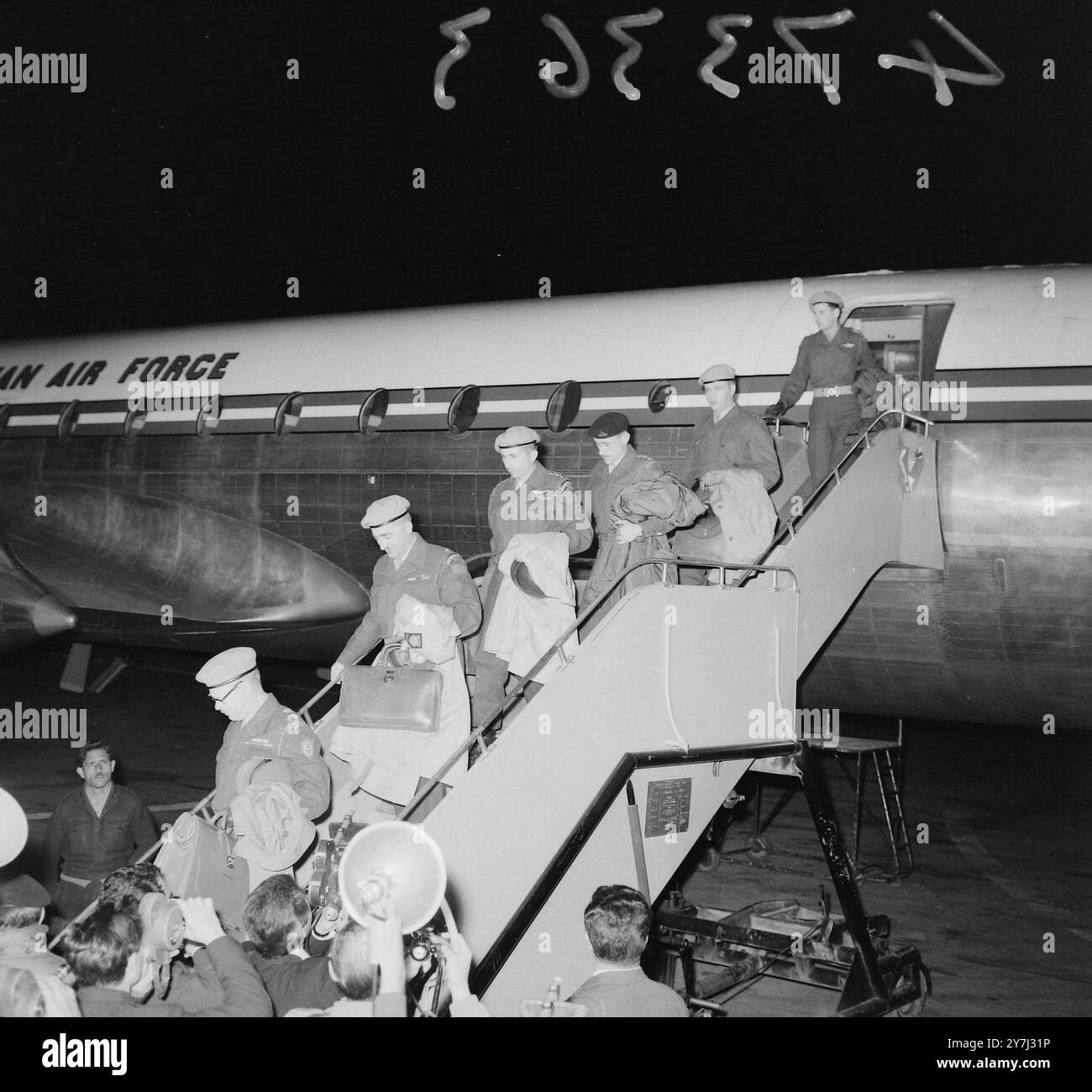ARMY CANADIAN TROOPS ARRIVE AT THE AIRPORT IN NICOSIA, CYPRUS ; 15 ...