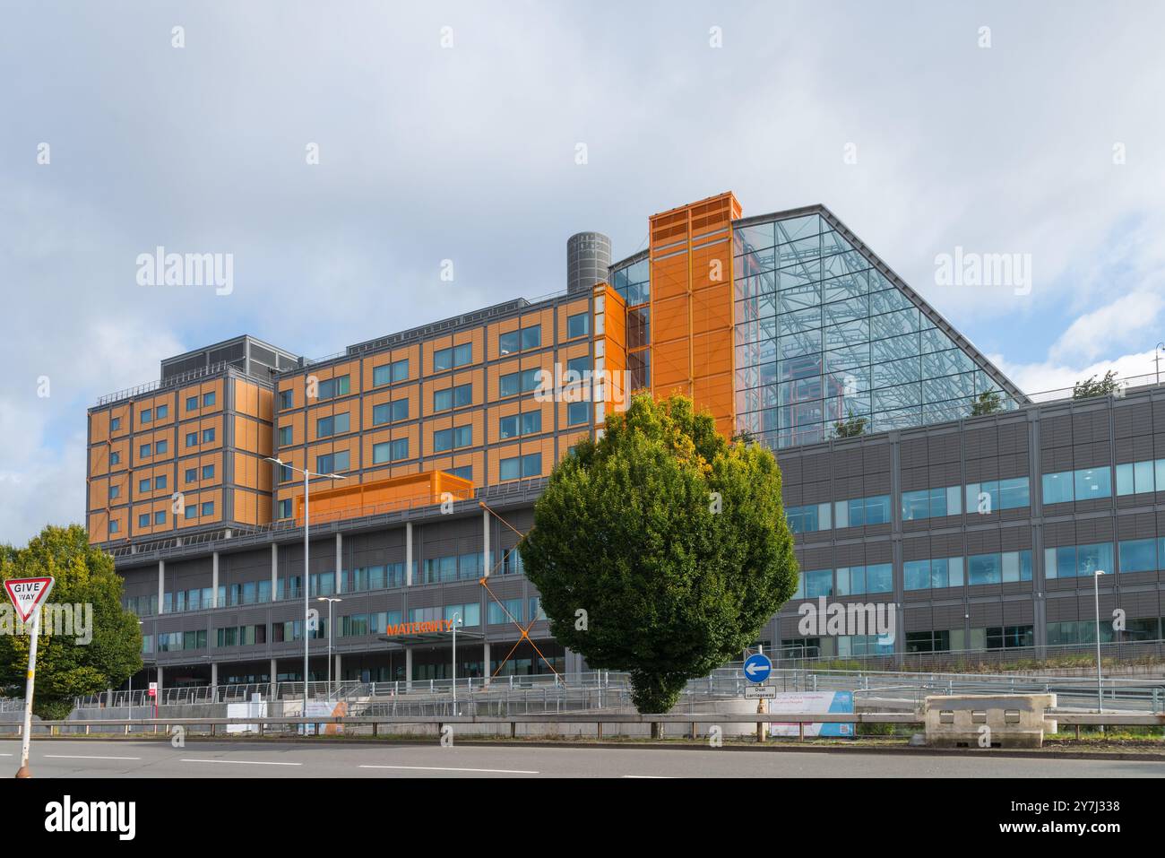 The New Midland Metropolitan University Hospital in Smethwick, Sandwell ...