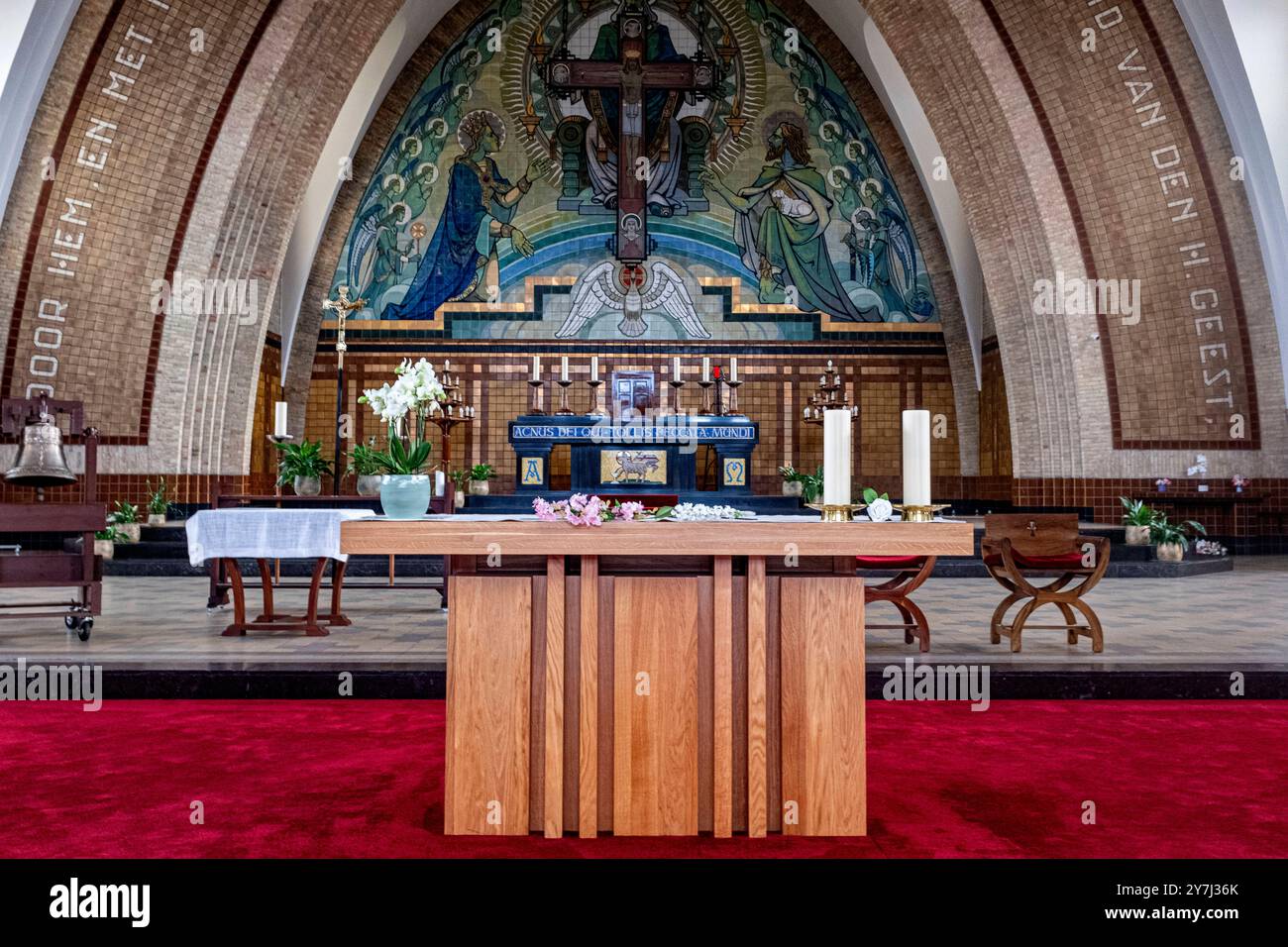 Parochie Sint Jan Baptist. Interior of Parochie Sint Jan Baptist Church ...
