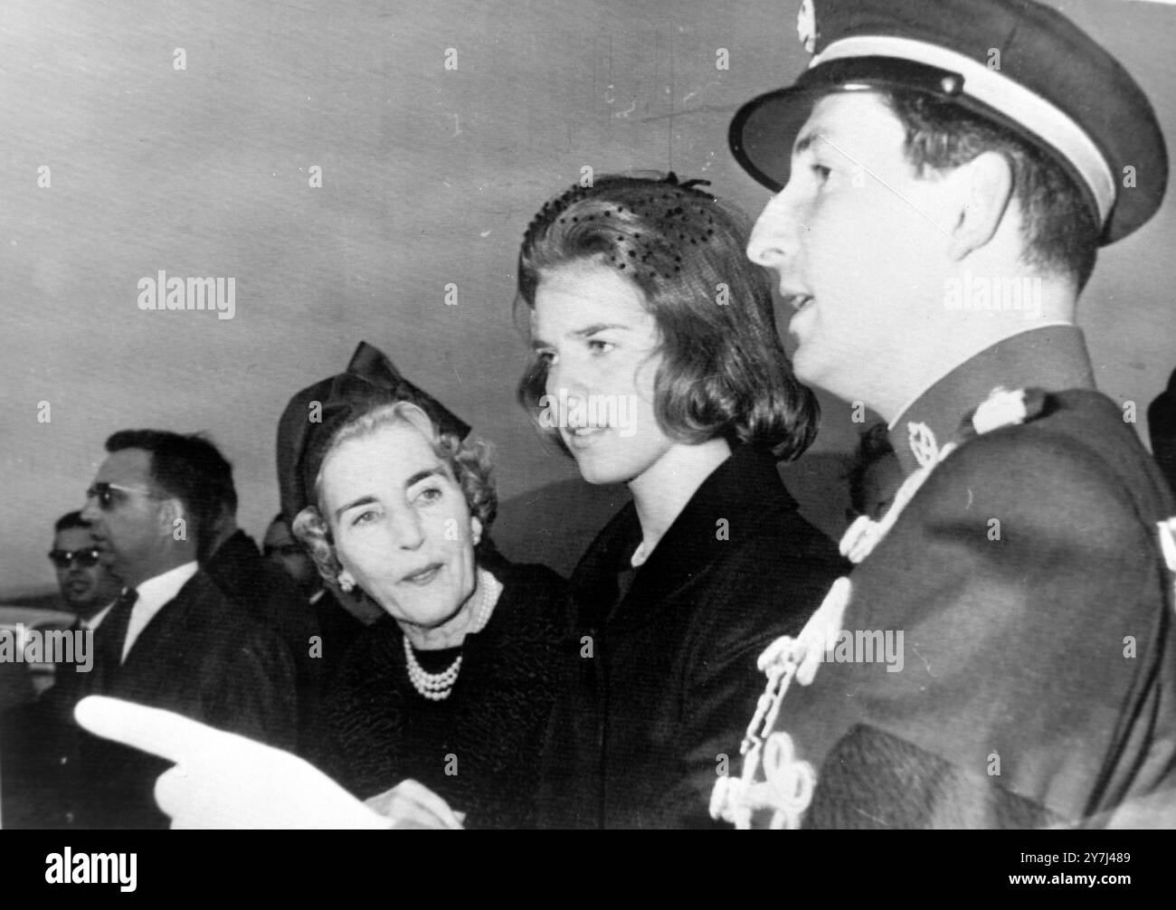 QUEEN INGRID AND PRINCESS ANNE-MARIE AT FUNERAL OF GREEK KING PAUL IN ...