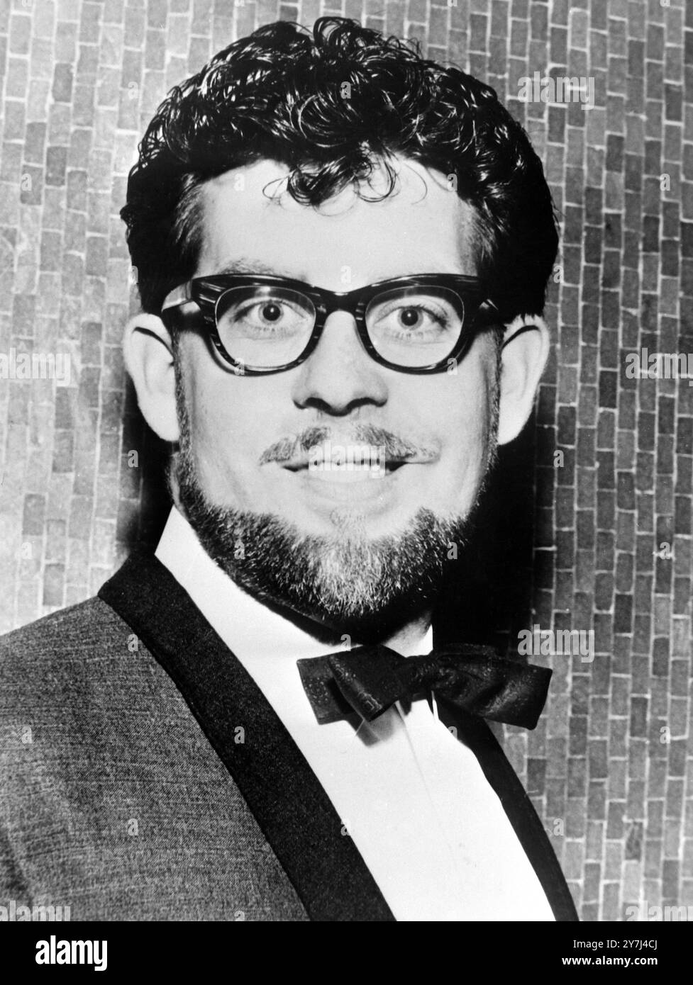 9 MARCH 1964 ROLF HARRIS, THE AUSTRALIAN SINGER AND ENTERTAINER, PICTURED IN LONDON, ENGLAND ...