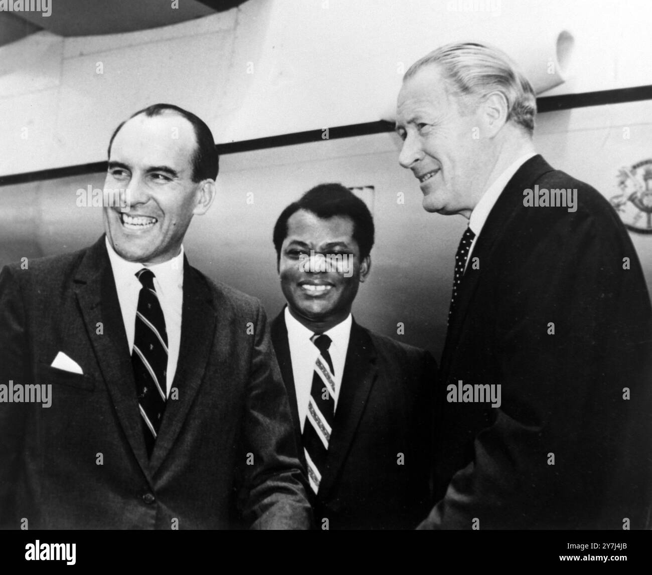 STATE HOUSE IN DAR ES SALAAM - DUNCAN SANDYS COLONIAL SECRETARY WITH OSCAR KAMBONA AND STEPHEN ...