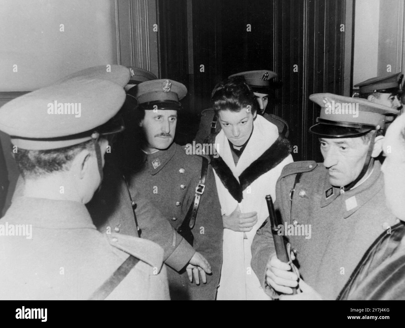 KAREN HAND AT MURDER TRIAL ACCUSED IN BARCELONA / ; 9 MARCH 1964 Stock ...