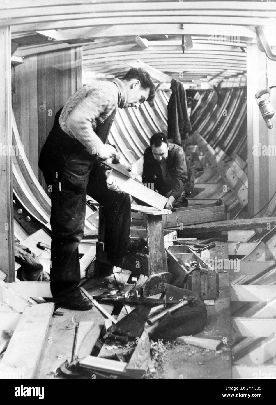 YACHTS KURREWA V INTERIOR BULKHEADS BUILT BY LIVINGSTONE BROTHERS IN ...