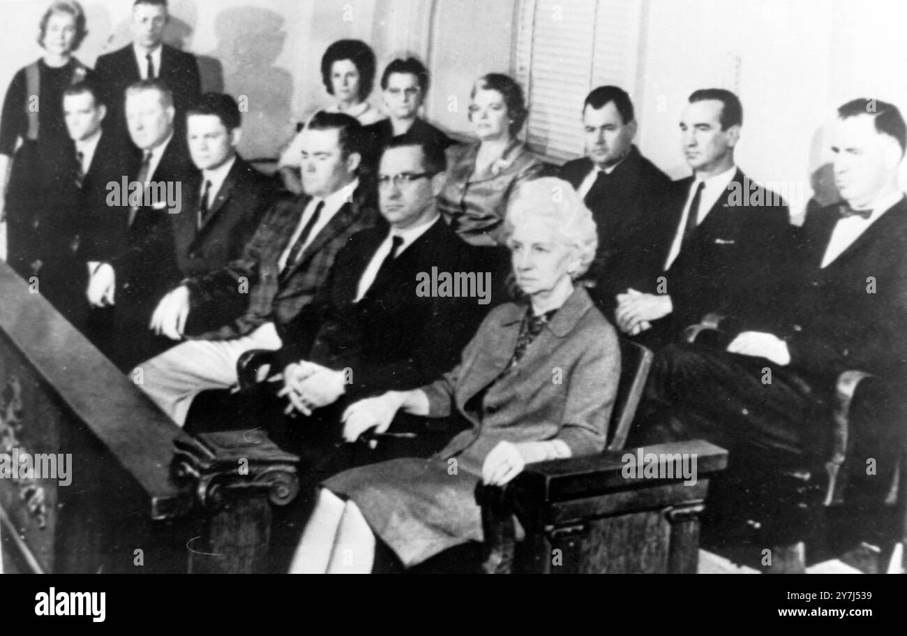 LAW & ORDER JACK RUBY TRIAL JURY PRIOR COMMENCEMENT IN DALLAS, TEXAS ...
