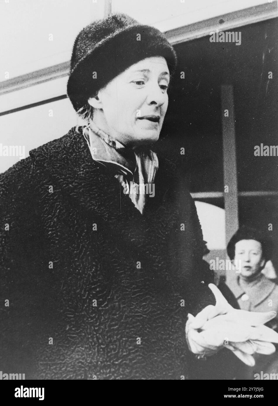 LAW & ORDER MRS ELLA LINGENS LEAVES COURT TESTIFYING AGAINST GESTAPO ...