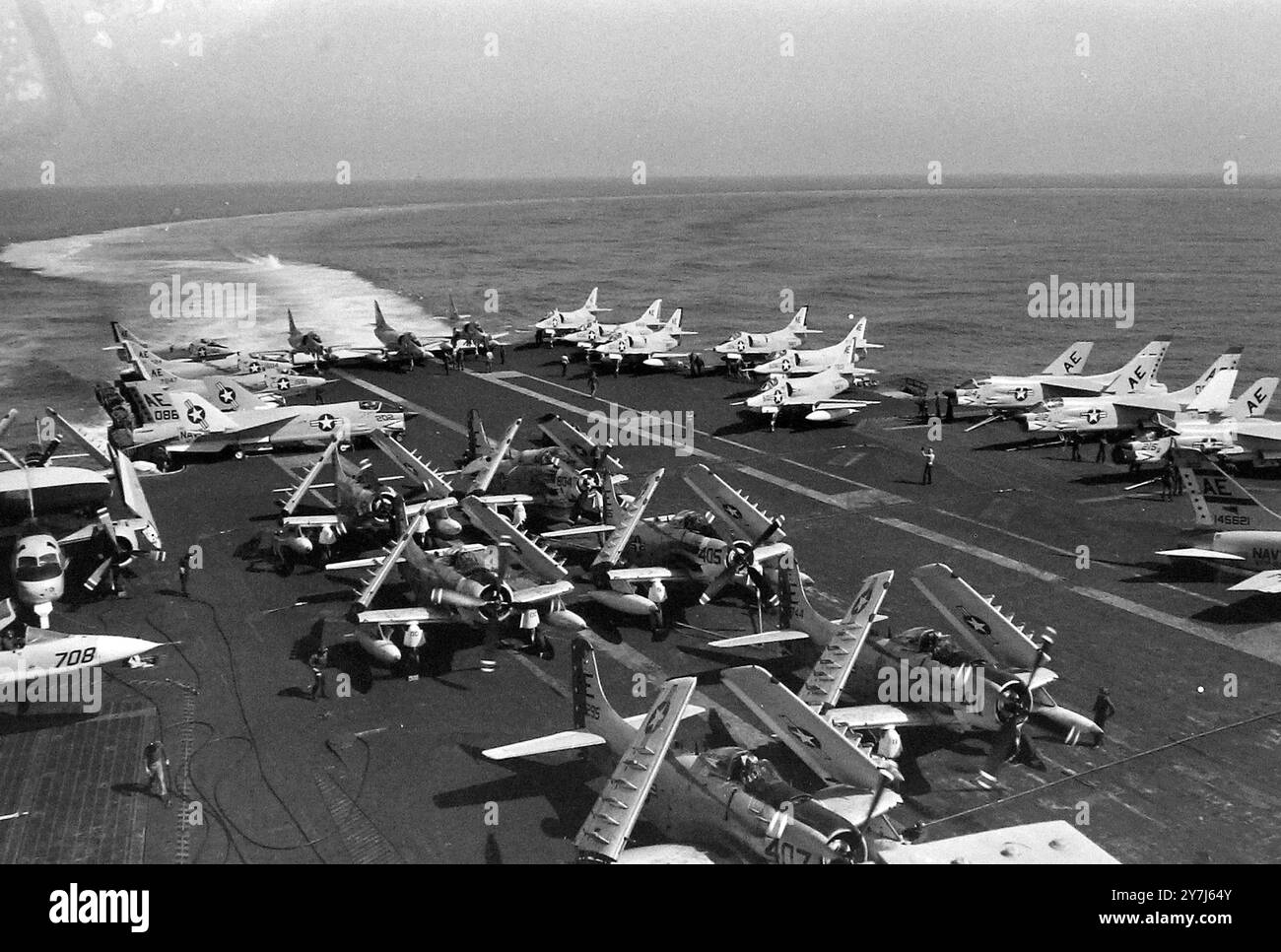 US NAVY FLIGHT DECK OF AIRCRAFT VIEW OF DECK OF USS ENTERPRISE OFF ...