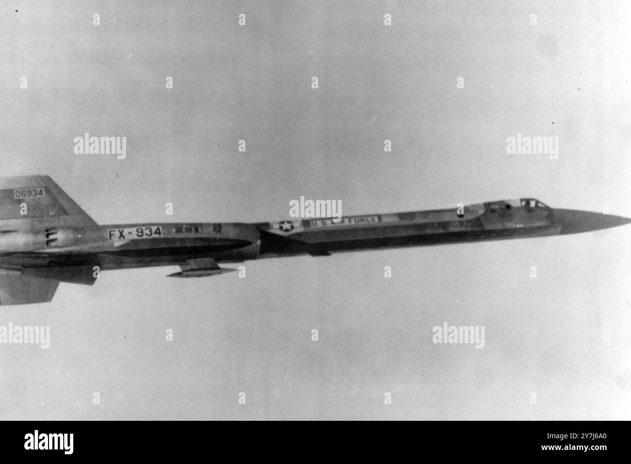 FIGHTER JET PLANE A11 FIGHTER DURING TESTS IN US ; 1 MARCH 1964 Stock ...
