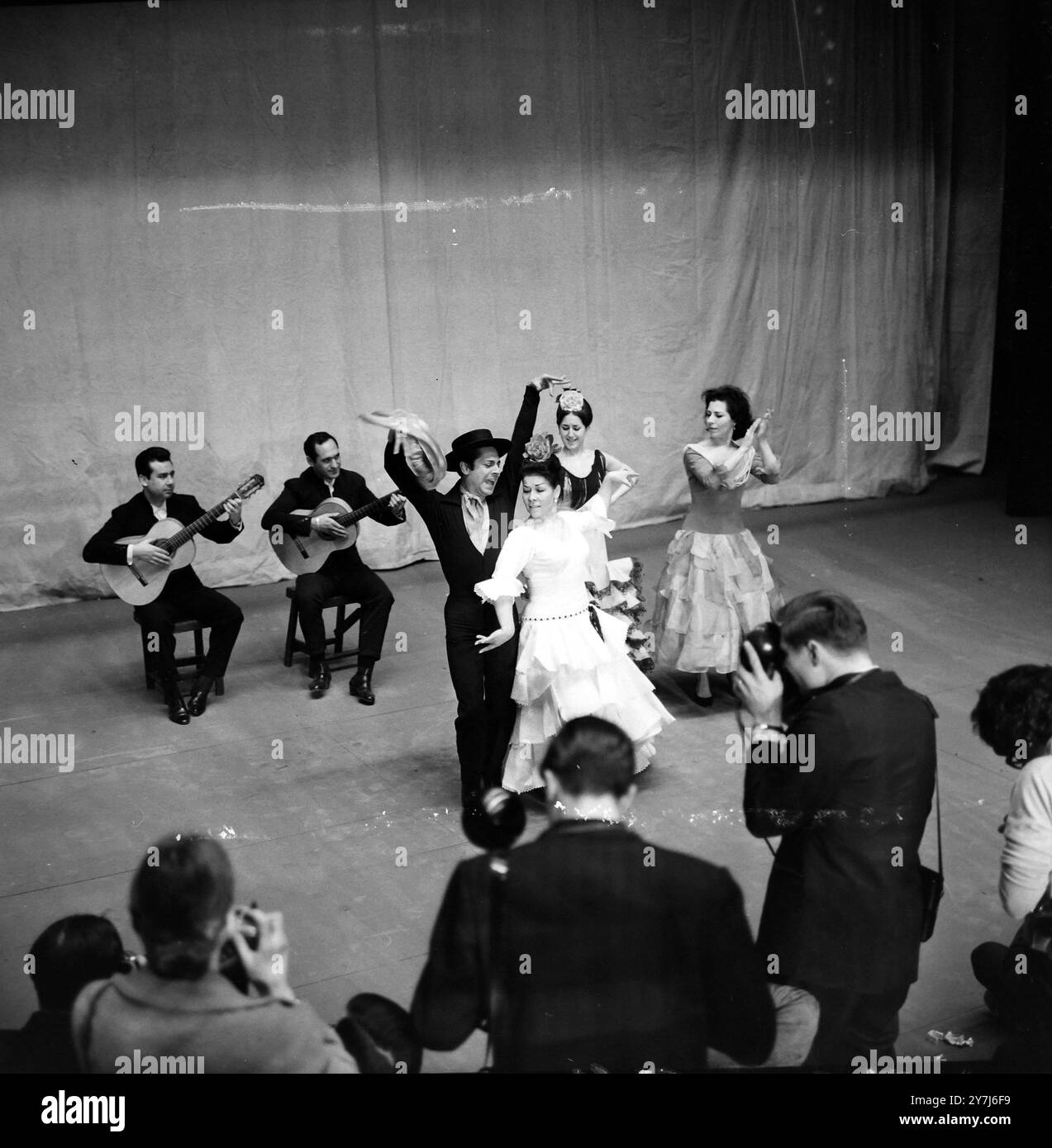 29 february 1964 Black and White Stock Photos & Images - Alamy