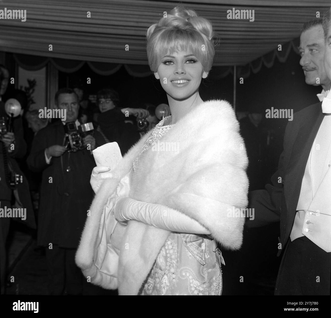 BRITT EKLUND ATTENDS PREMIERE IN LONDON / ; 24 FEBRUARY 1964 Stock ...