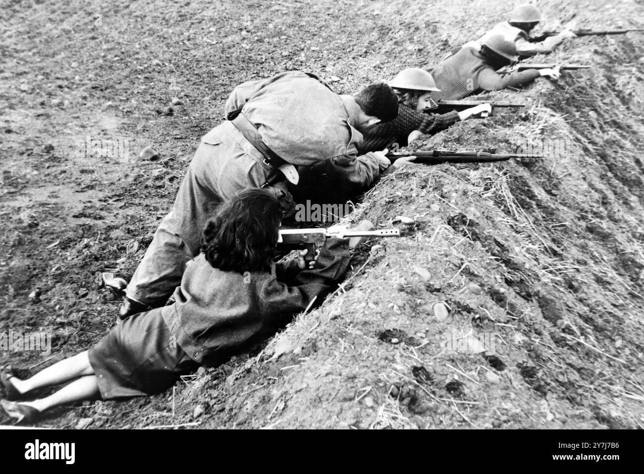 CYPRUS WOMEN SOLDIERS IN NICOSIA ; 24 FEBRUARY 1964 Stock Photo - Alamy